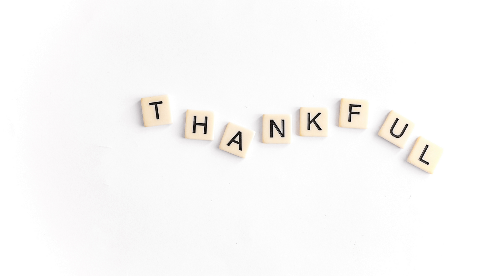 20 Thanksgiving Zoom Backgrounds for a Virtual Gathering